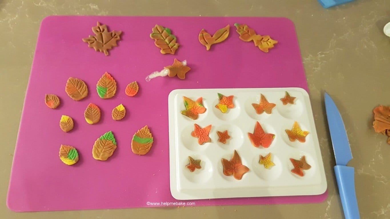 How to make easy Edible Autumn Fall Leaves | Help Me Bake