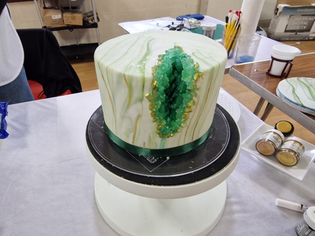 Geode Cake with Saheda Lally - BSG | Help Me Bake