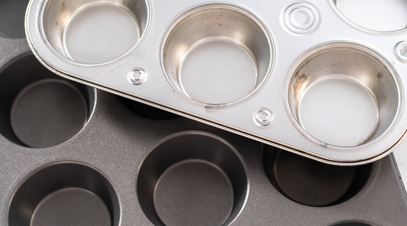 Black, Silver and Grey Tin Tips | Help Me Bake